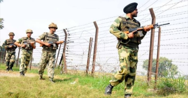 Pakistani intruder shot dead along border in Pathankot - News Today ...