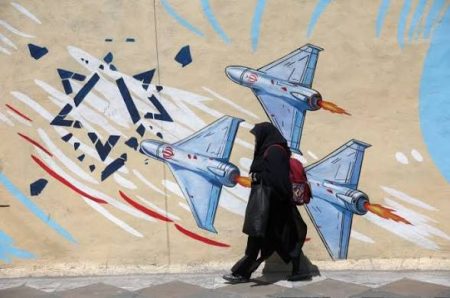 US, Iran agree to halt strikes, hold talks this week in Doha - News ...