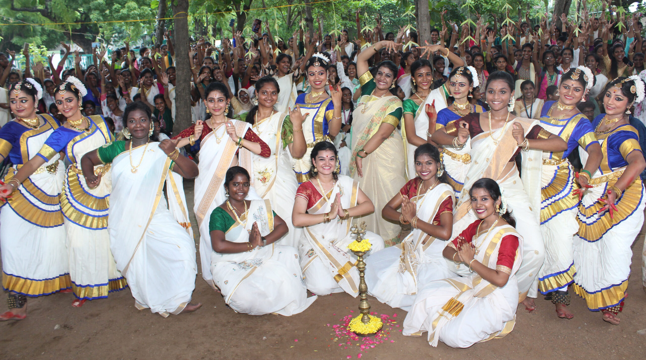 Grand Onam celebrations across the city - News Today | First with the news