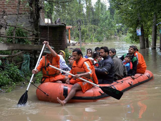 6 NDRF teams deployed in parts of TN after heavy rainfall alert - News ...