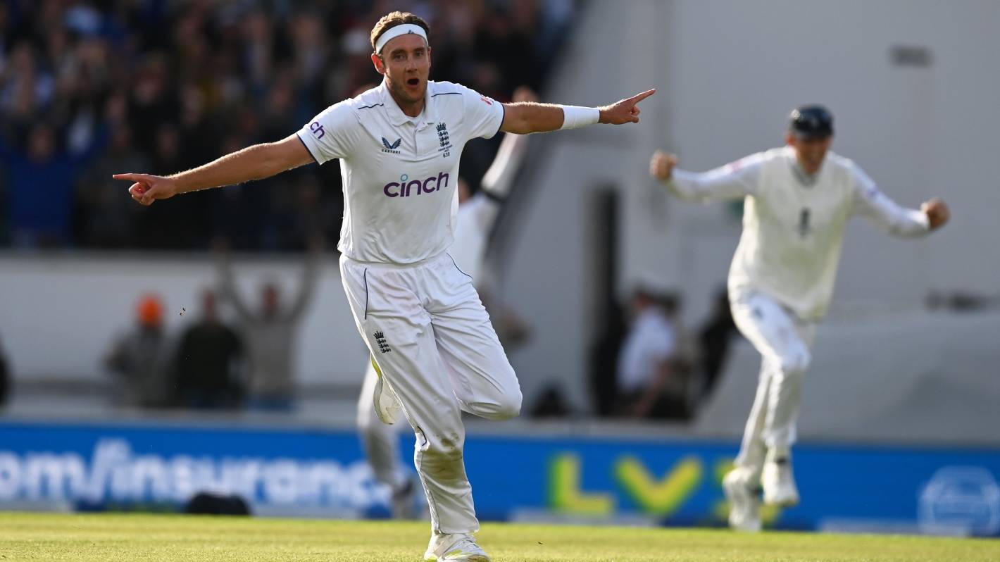 Ashes: Broad helps Eng beat Aus in 5th Test - News Today | First with ...