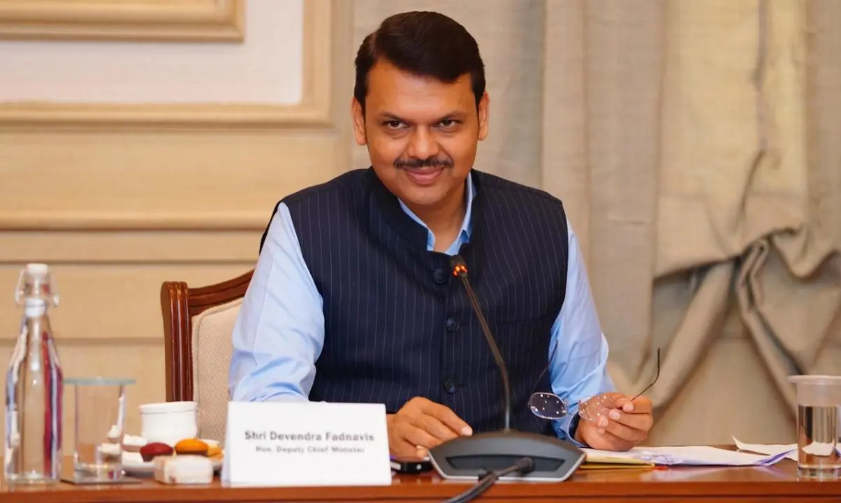 Modi will win third term with `bumper majority’, says Fadnavis - News ...